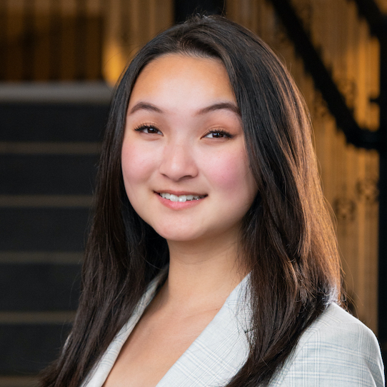 Linh McCool – The Munshine Group